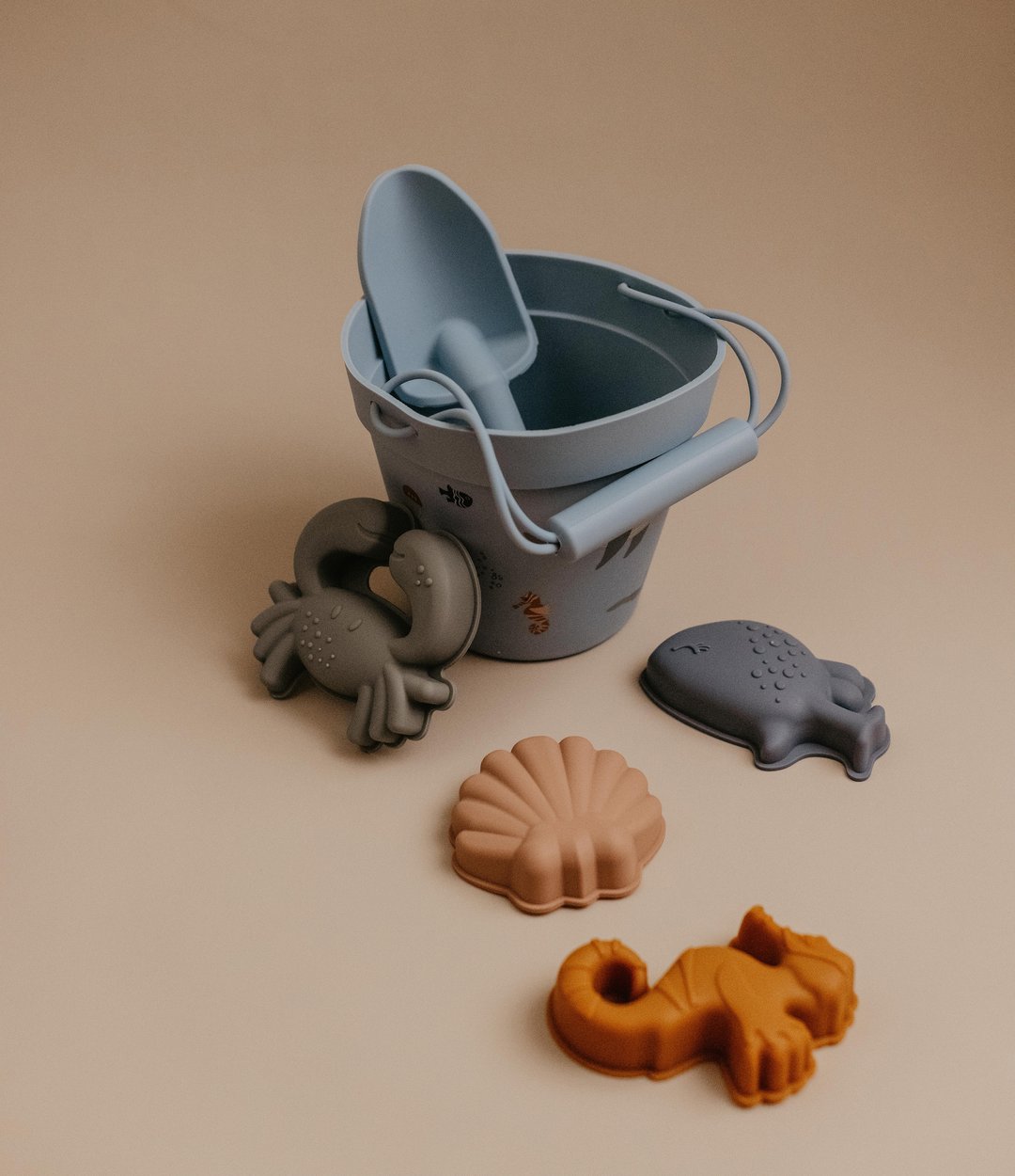 Silicone Toy Beach Bucket - Endless Fun, Perfect for Playful Adventures